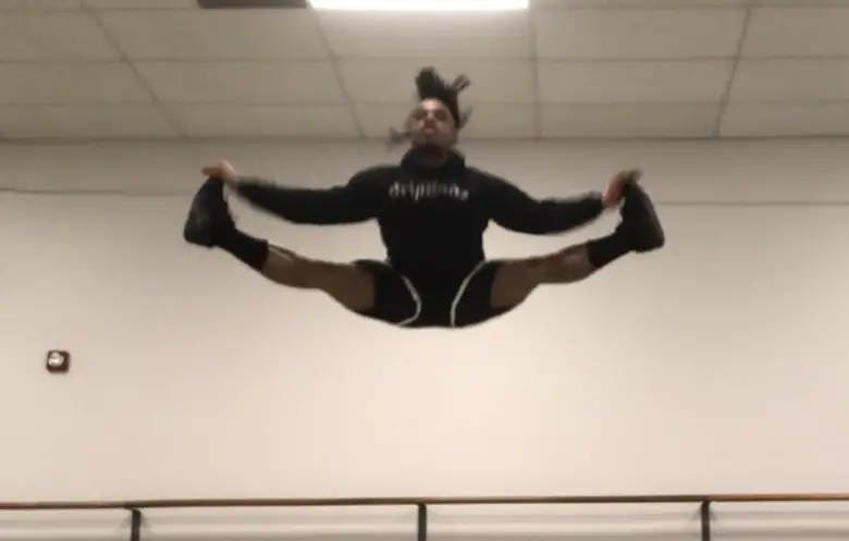 Most toe touches in one minute | Guinness World Records