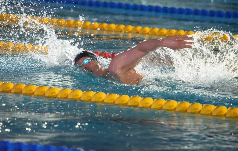 Fastest 1 km ice swim (male) | Guinness World Records