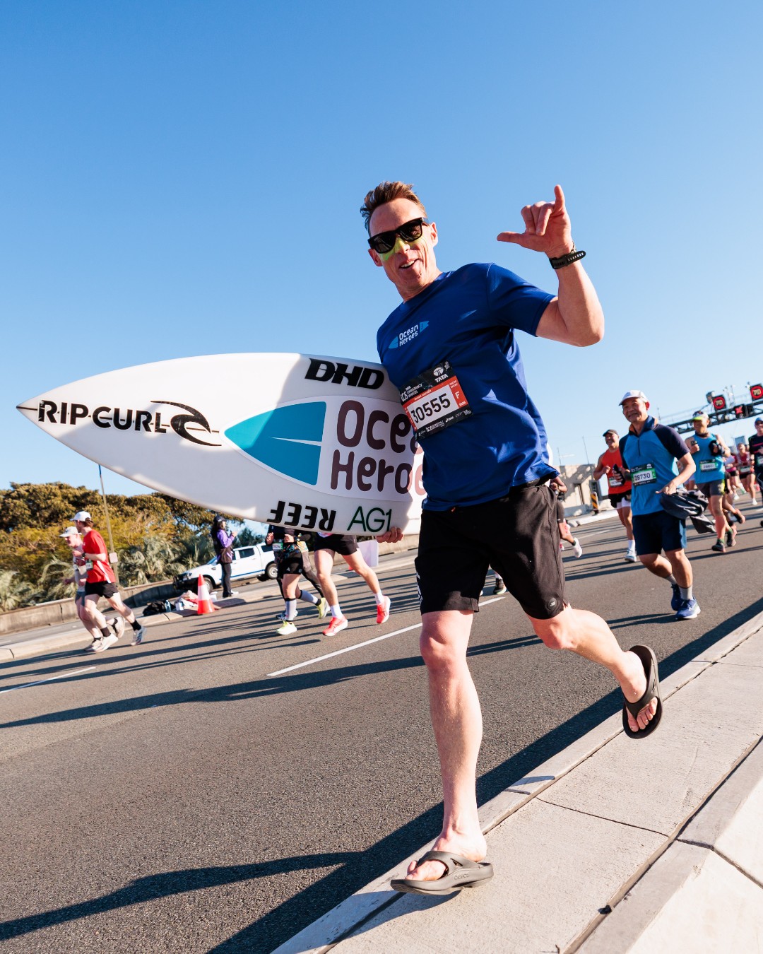 Fastest marathon dressed as a surfer (male) | Guinness World Records