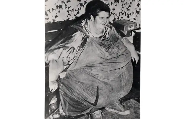 Largest chest measurement (male) | _guinness_world_records_label