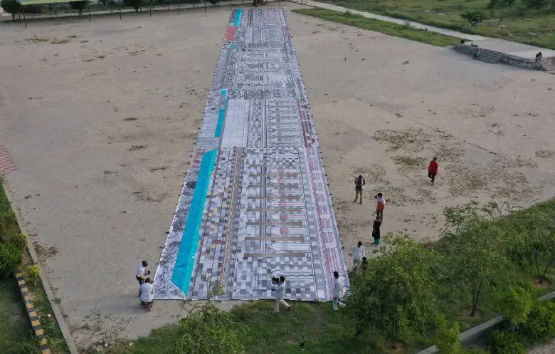 Largest drawing by a team | Guinness World Records