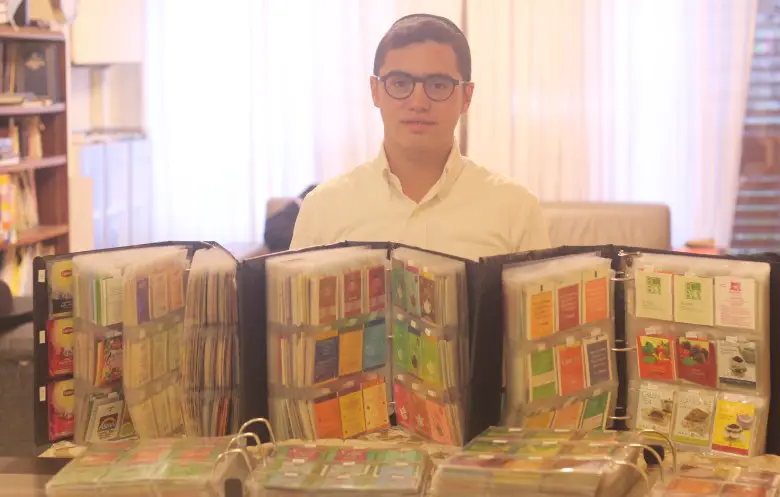 Largest collection of tea bag covers | Guinness World Records